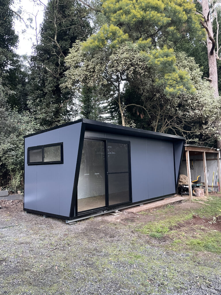 2.4mx6.0m Monument Home Storage
